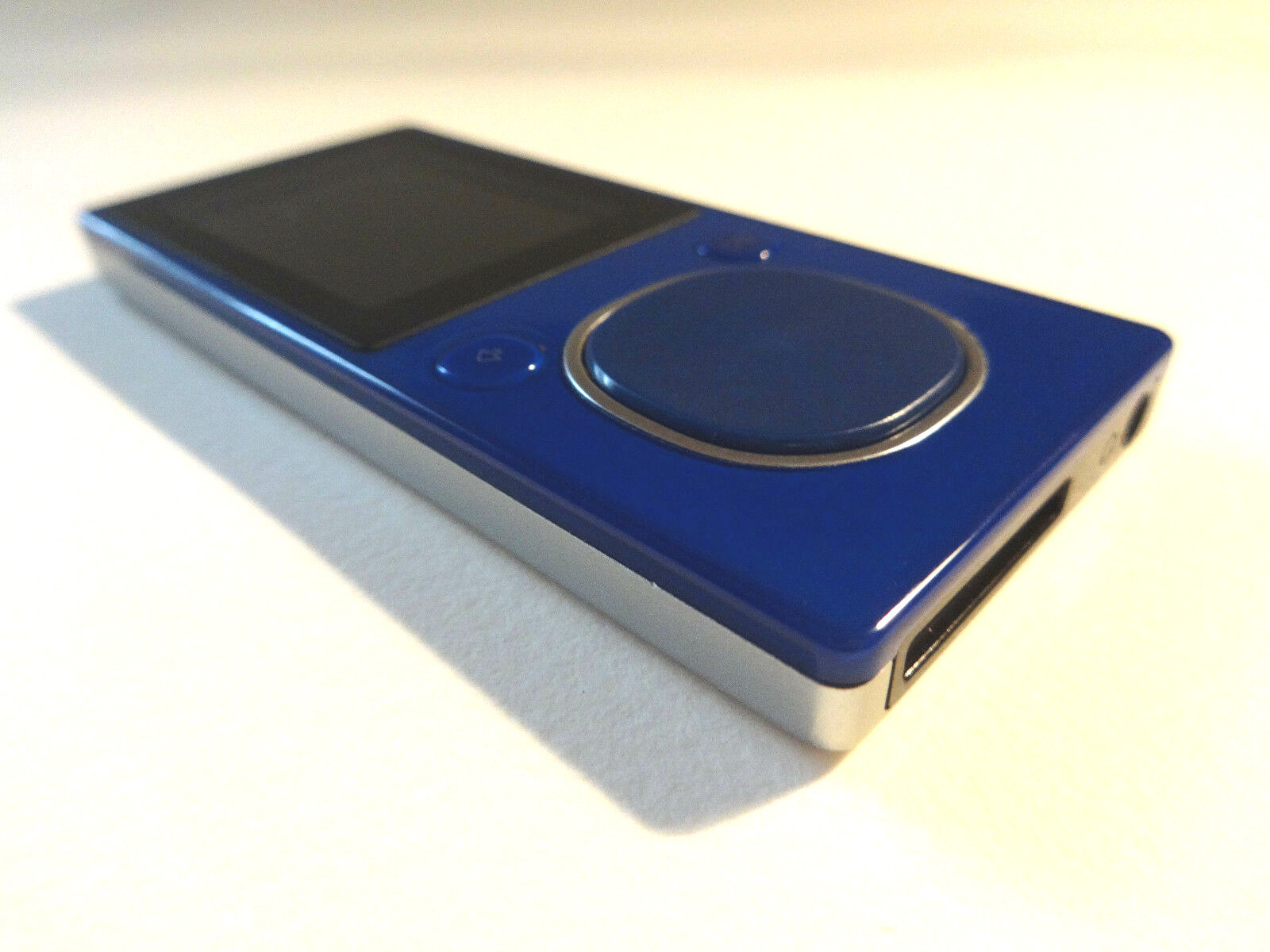 MICROSOFT ZUNE BLUE 8GB...NEW BATTERY... | eBay