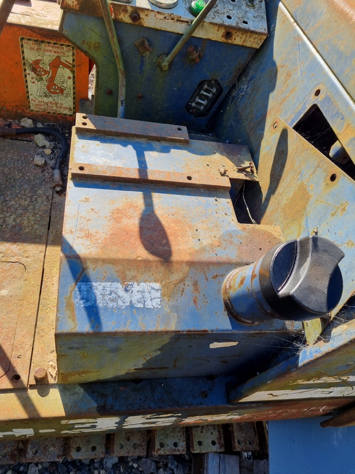 Kubota Kh36 Mini Digger Excavator dismantling for parts! Fuel tank ...