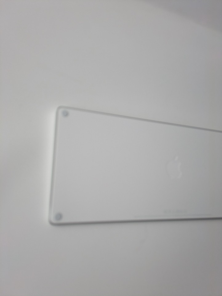 Apple Magic Keyboard A1644 Bluetooth Rechargeable. Lightning Charging ...