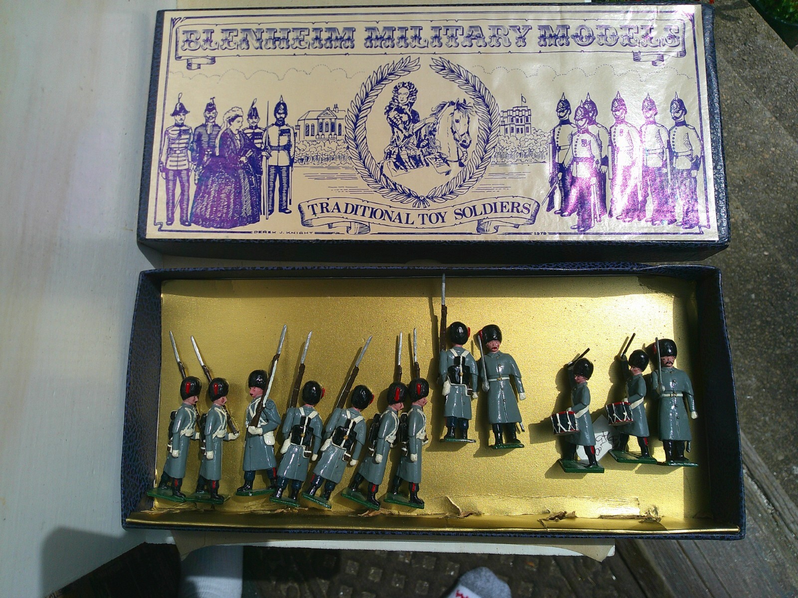 Blenheim, British Coldstream Guards in great coats, lot of 11, 54mm ...