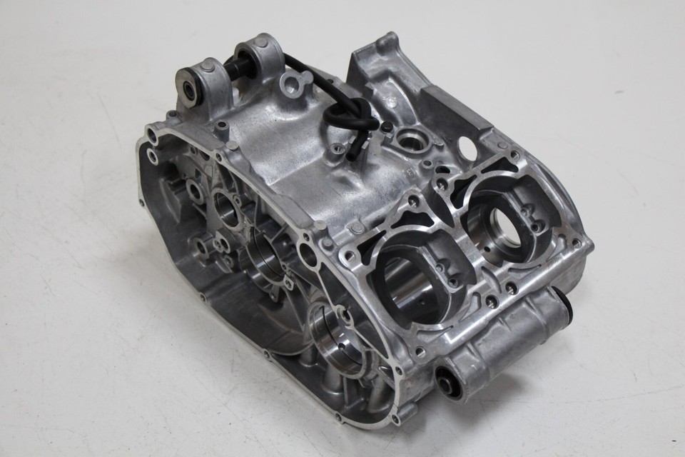 New Yamaha Banshee Cases Crankcase Oem Factory Top Bottom Engine Motor ...