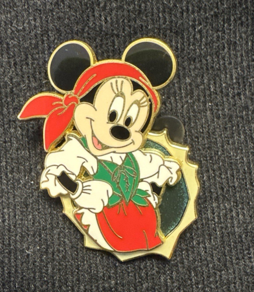 DISNEY PIN DCL CRUISE LINE PIRATES OF THE CARIBBEAN MINNIE DRESSED AS ...