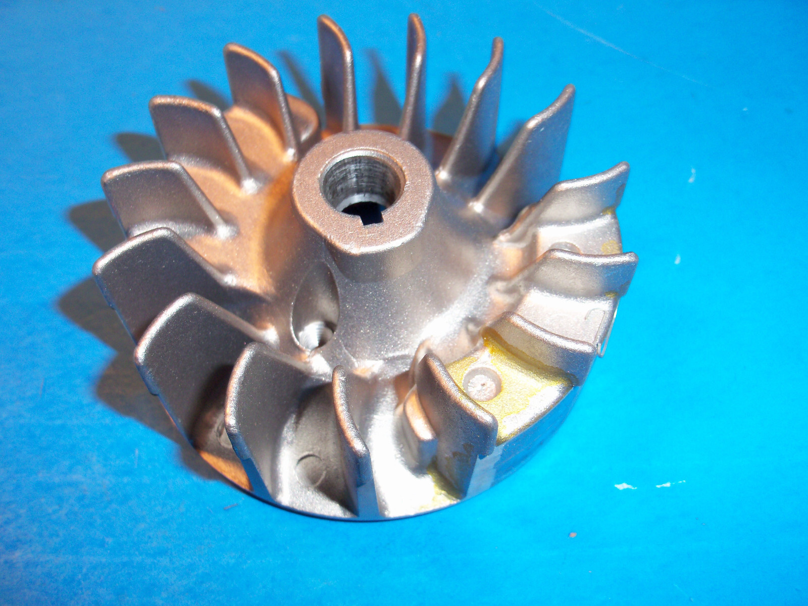 NEW SUBARU ROBIN FLYWHEEL ASSY 520-70010-10 OEM 9348 | eBay