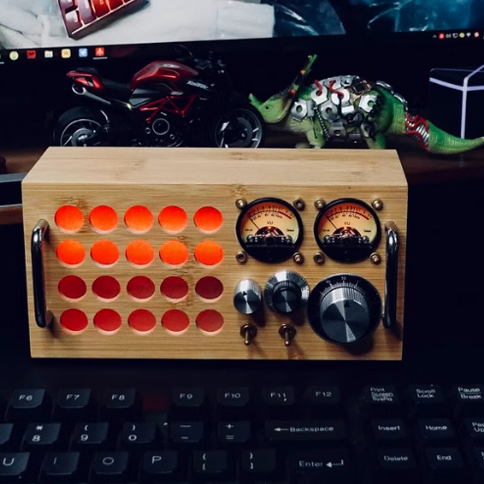 Retro VU Meter Music Spectrum MIC Pick up Light Audio Indicator Desktop ...