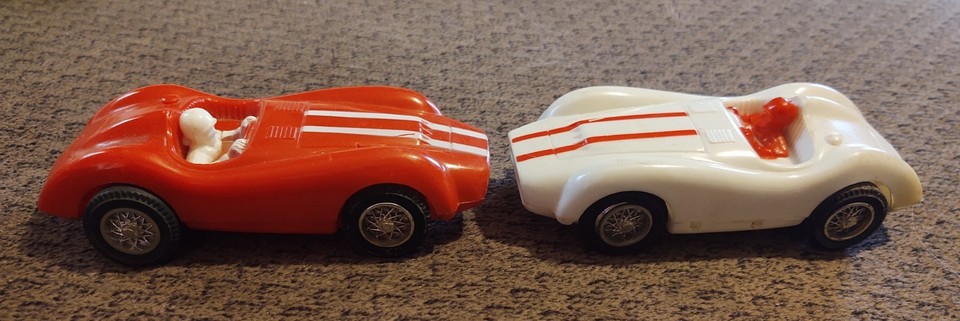 Pair of Vintage 1960s Eldon 750-15 Ferrari Slot Car 5" Plastic Race Car ...