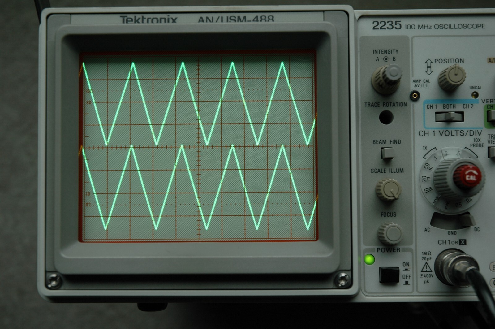 Tektronix 2235 AN/USM488 100MHz Two Channel Oscilloscope, Two Probes ...