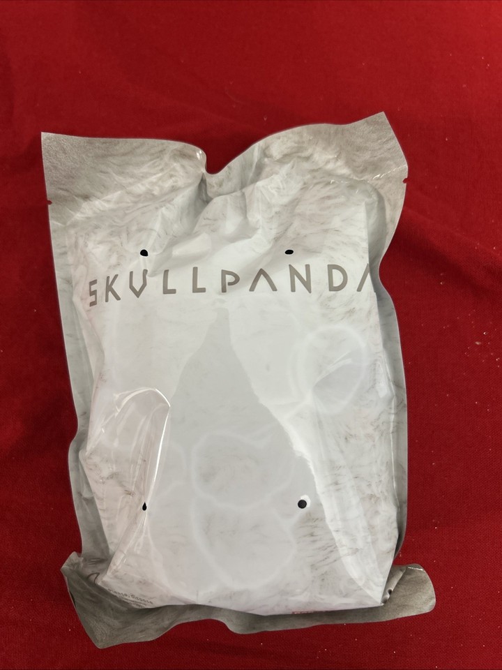 POP MART Skullpanda You Found Me Chomp confirmed sealed in bag, open ...