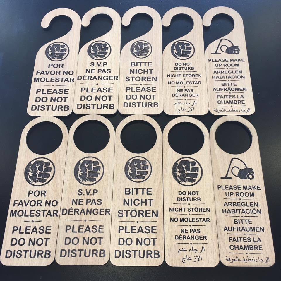 DO NOT DISTURB HANGING DOOR SIGN Hotels Office B & B Clean My Room ...