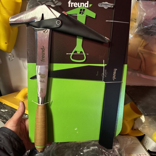 Freund Euro Roofers Slaters Hammer Set With Break Iron & Matching ...