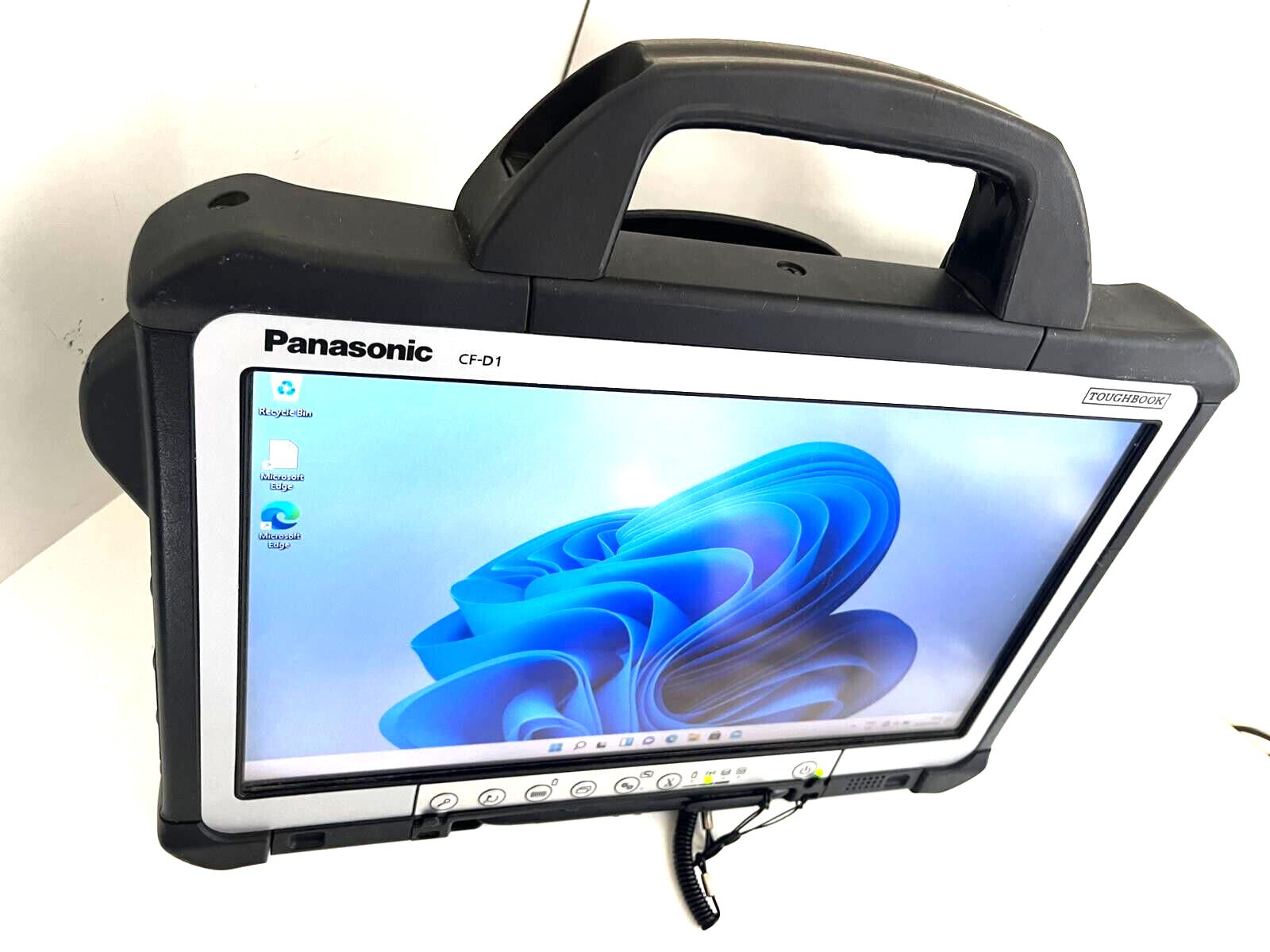 PANASONIC TOUGHBOOK CF-D1 MK3 i5-6300U 2.40GHZ 16GB 512GB SSD XENTRY ...