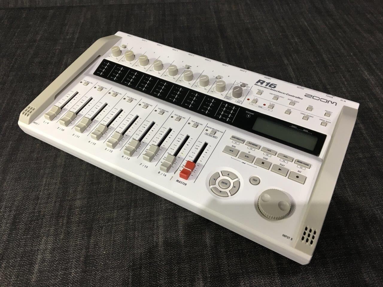 ZOOM R16 Mobile Studio MTR Interface Controller Tested W/Power Adapter ...