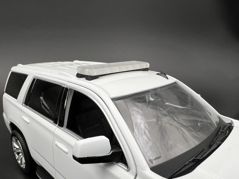 1/24 25 27 LED Ready Code 3 2700 Clear Lightbar Sheriff Highway Patrol ...