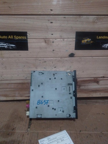 VOLKSWAGEN GOLF STEREO/HEAD UNIT CD PLAYER, MP3/WMA/AAC/AUX, ONE SD ...