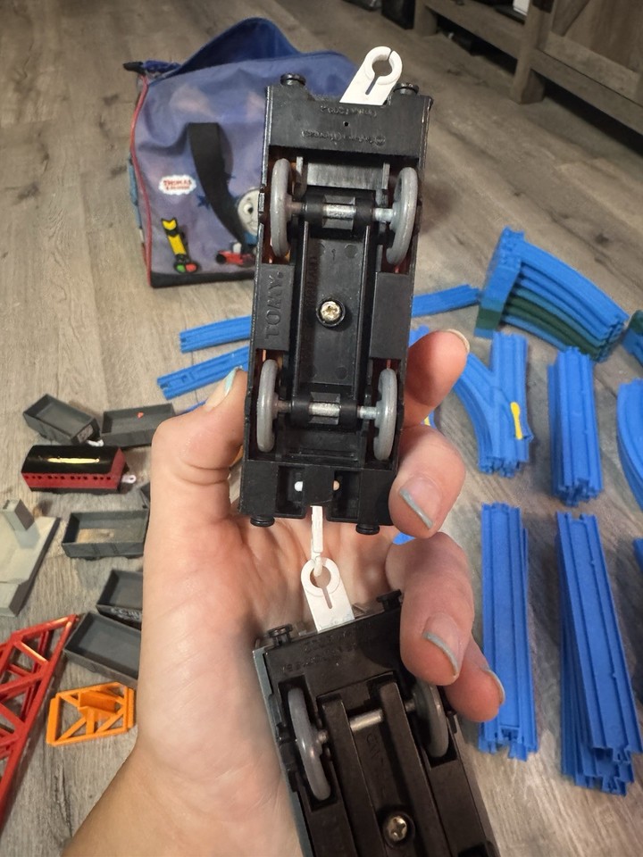 Thomas The Train Vintage TOMY Lot 150 + Pieces Track Cars Bag Blue ...