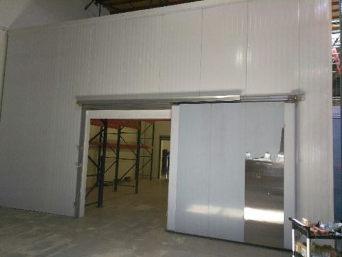Walk-In Freezer 18'W x 20'D x 10'H Supermarket, Butcher, Bakery, Bar ...