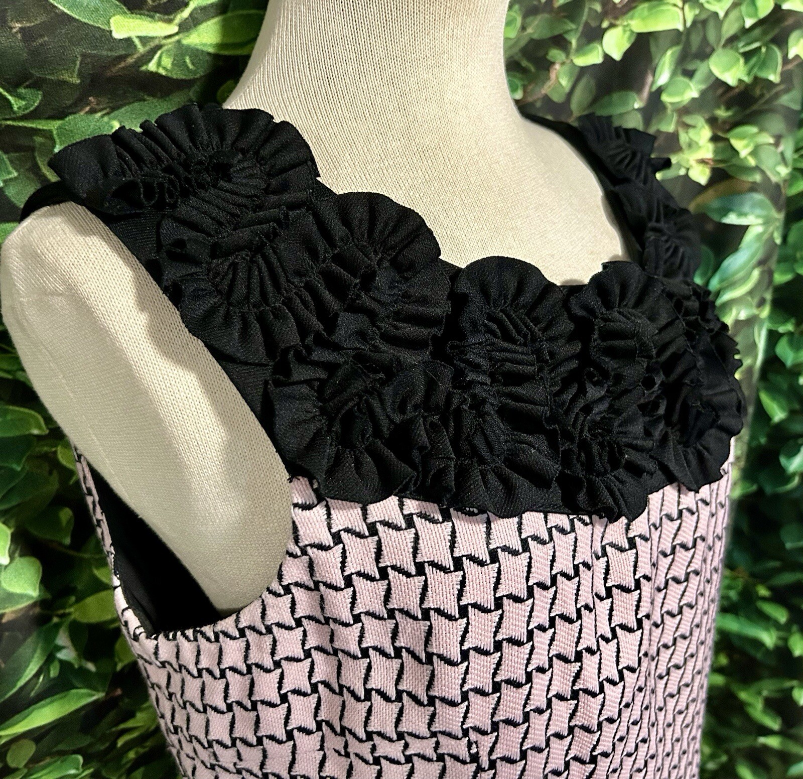 Vintage Rabbit Rabbit Rabbit Sheath Dress Sleeveless Lined Pink Black ...