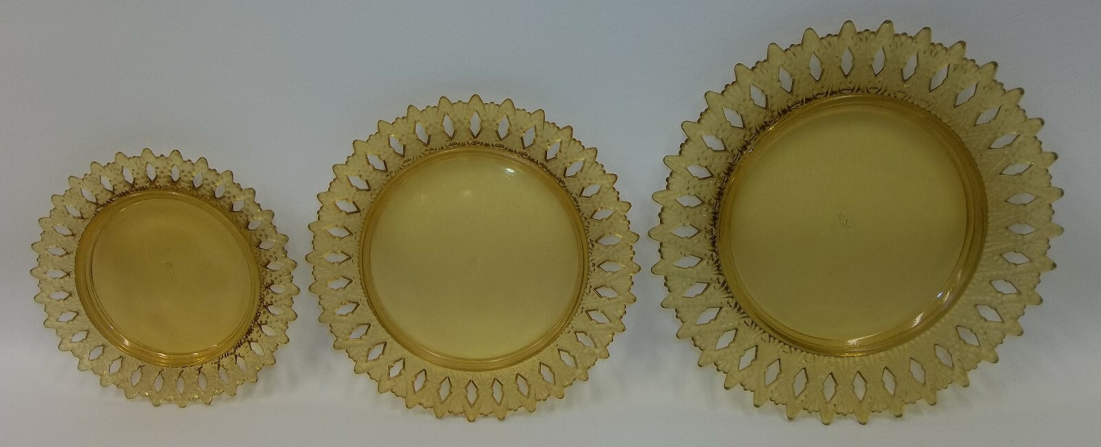 3 Vintage Kemple Wheaton Amber Glass Sheaf of Wheat Open Edge Graduated ...