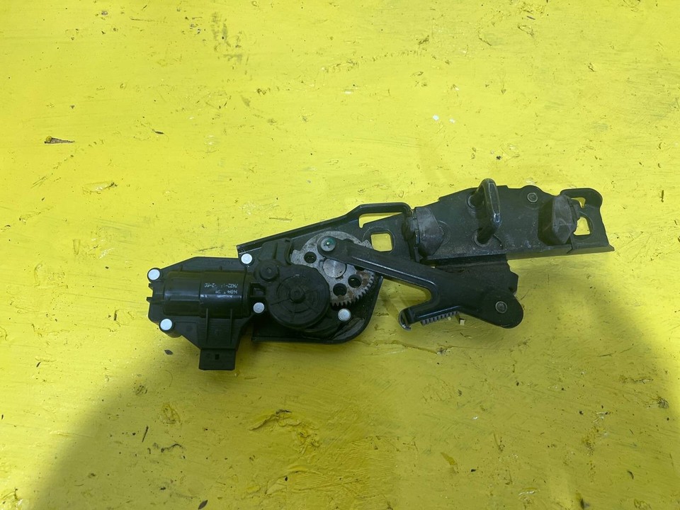 TAILGATE LOCK LATCH CATCH STRIKER PLATE Land Rover Range Rover Sport ...