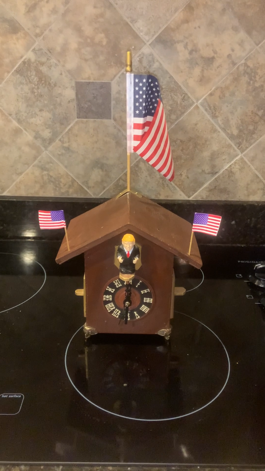 CLOCK COLLECTIBLE TRUMP CLOCK VINTAGE | eBay