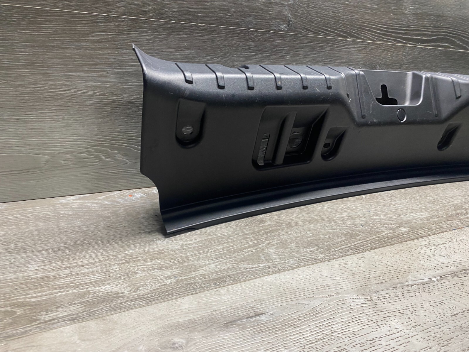 BMW OEM F10 5 SERIES 2011-16 REAR TRUNK LOADING SILL COVER SCUFF PANEL ...