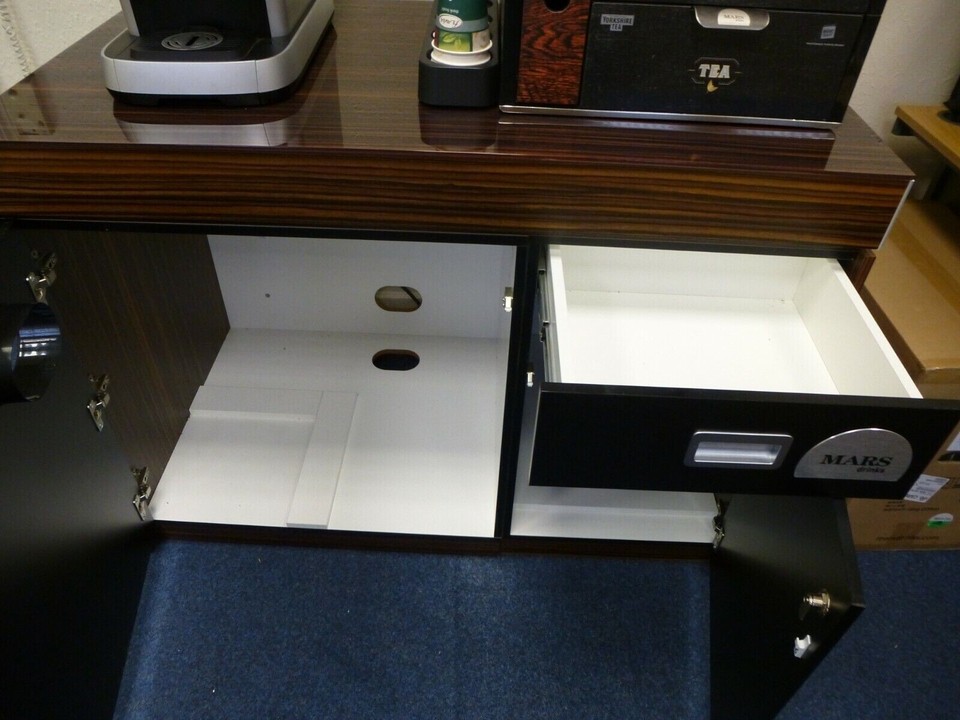 Lavazza Flavia creation 500 Coffee Machine with Drinks Merchandiser ...