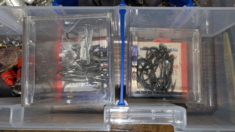 Fishing Lures x60 VTG Mix Lot Mepps x10 Blue Fox x15 Spoons/etc x35 ...