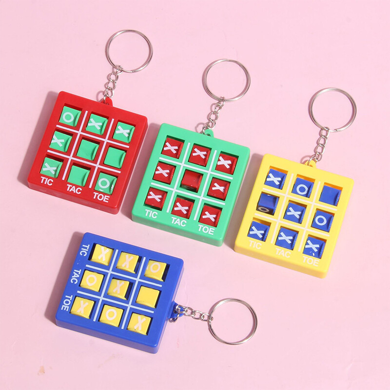 1Pc Mini Tic-tac-toe Game Keychain Pendant Decompress XO Spin Chess ...