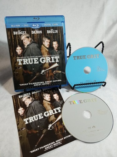 True Grit (Two-Disc Blu-ray + DVD Combo) DVDs Dakin Matthews, Bruce ...