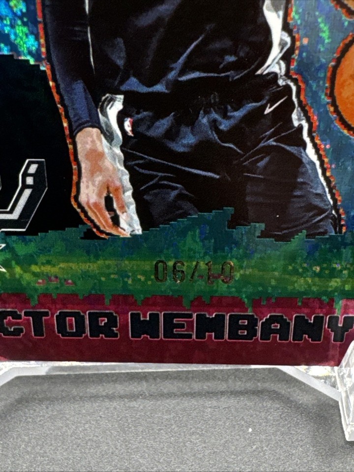 2025-26 Topps - Victor Wembanyama 8-Bit Ballers Black Holo Foil /10 ...