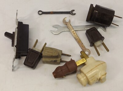 Vintage Lamp Socket Electrical Plug Adapter Christmas Flasher Tool Lot ...