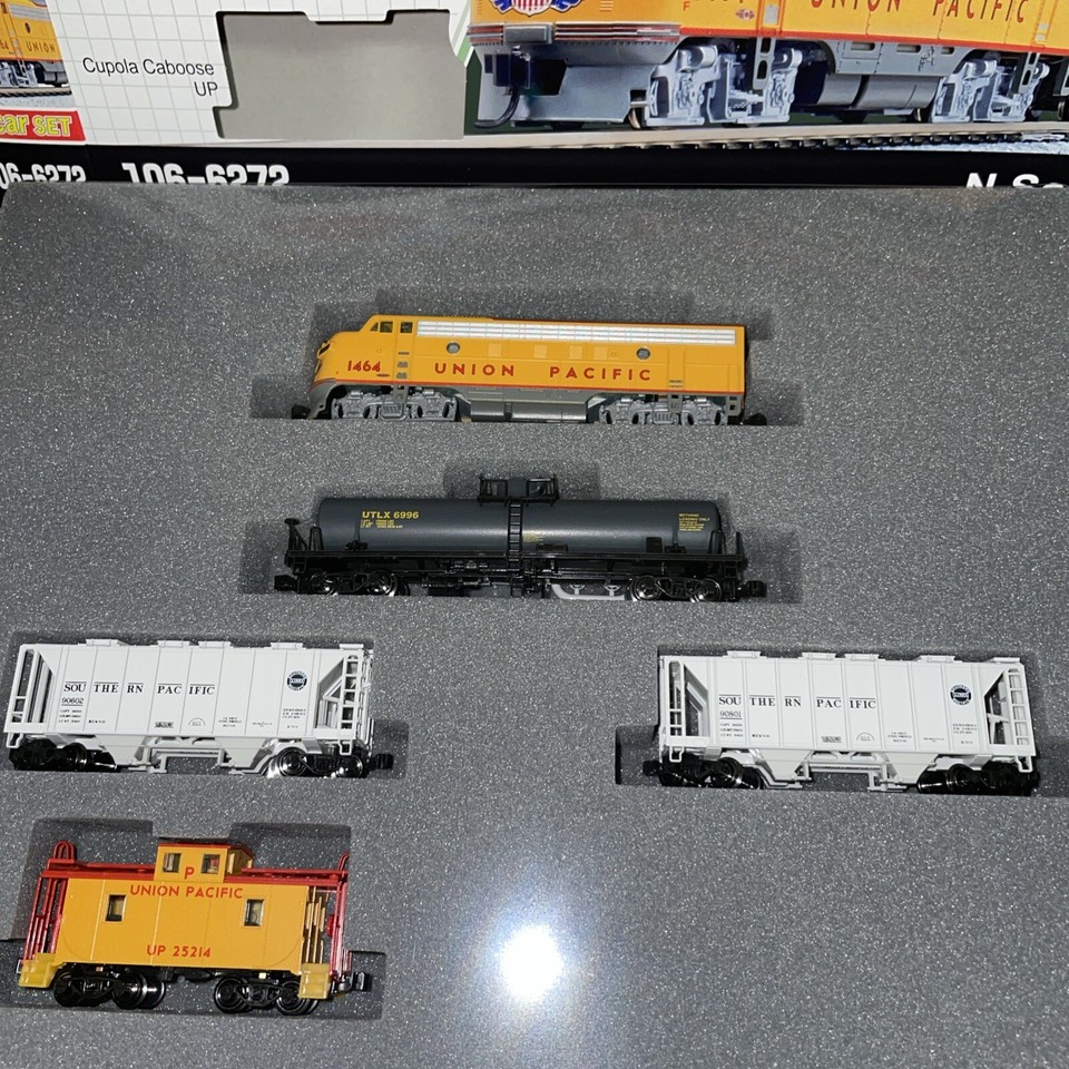 New! N-Scale Kato 106-6272 UP Freight Set DC Analog $220.00 Make Offer ...