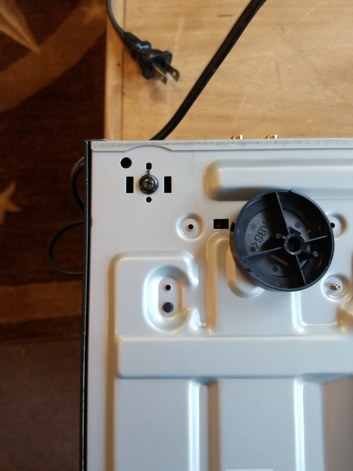 Toshiba SD-3108U 3108 DVD PLAYER one leg broke | eBay