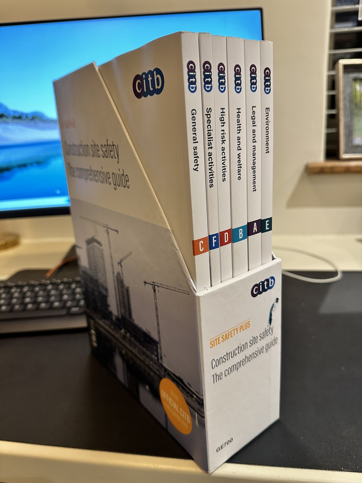 Construction site safety - The comprehensive guide: GE700/19: 2019 by ...