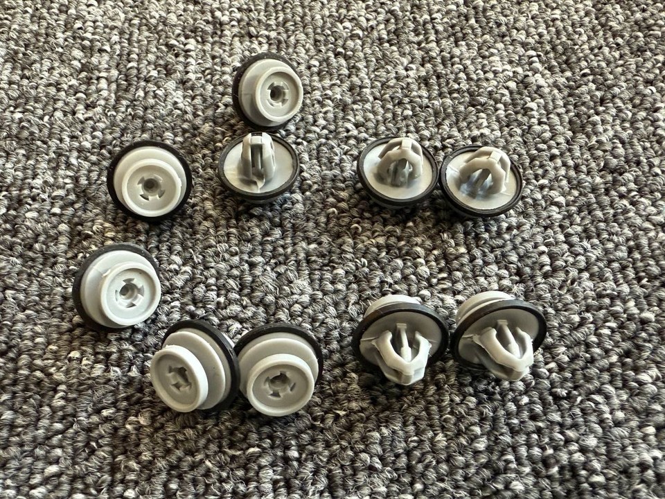 FIT TOYOTA 10 x Wheel Arch Door Moulding Trim Clips NEW | eBay UK