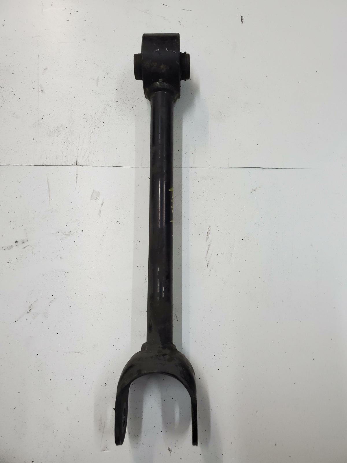 Rear Right Lateral Lower Control Arm 2018 Toyota C-HR 48710-47010 2019 ...