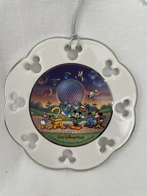 Walt Disney World Epcot Y2K Ornament Disc Celebrate the Future 2000 ...