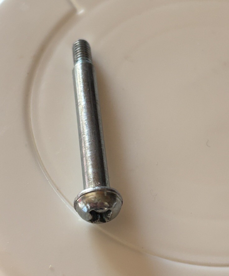 Hoover Vacuum Rewind Handle Screw Bolt OEM UH71250 UH71251 UH71230 ...