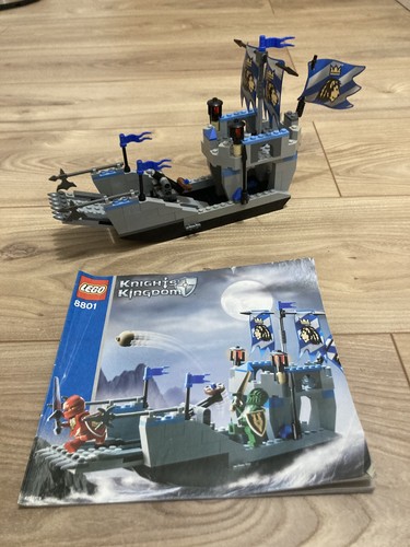 LEGO Castle Knights Kingdom collector 8801 bateau d'assaut chevaliers ...