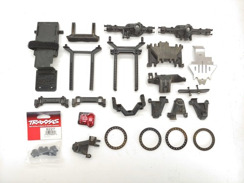 Traxxas TRX-4 1/10 RC Crawler Parts Lot: Body Mounts Axle Housings ...