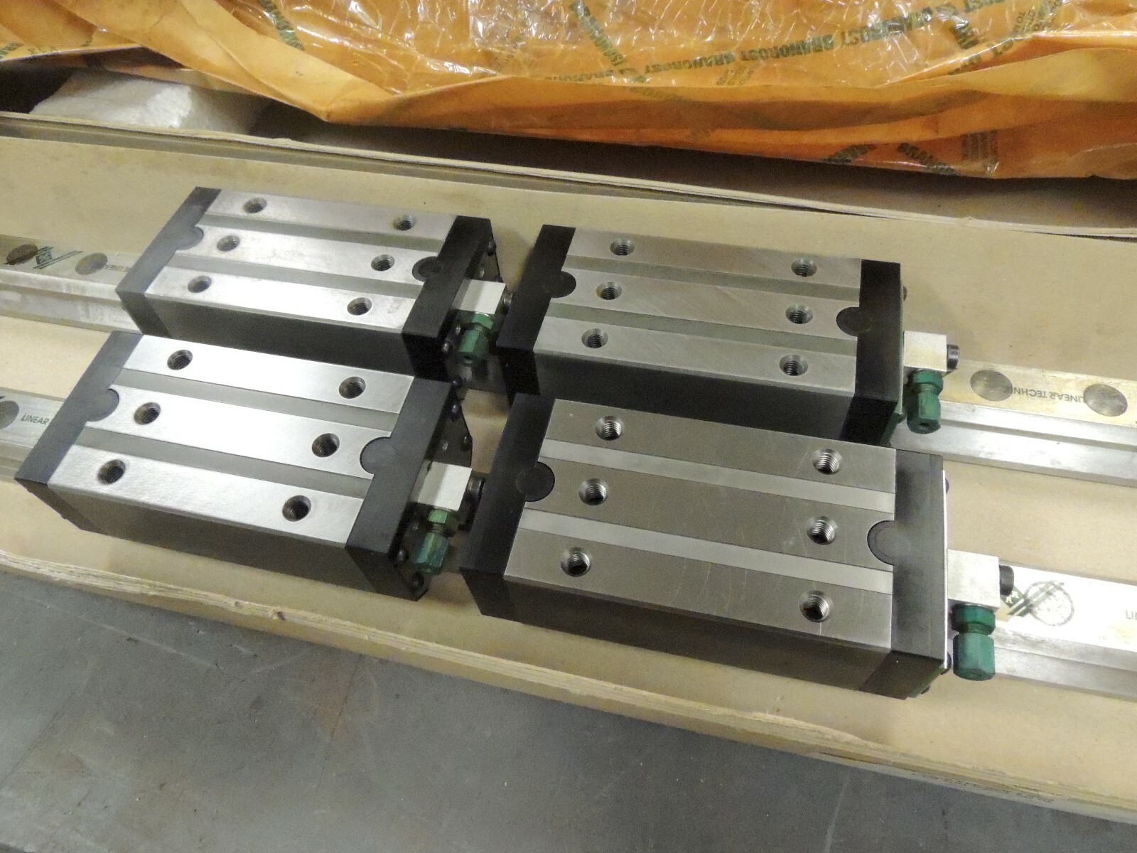 New Linear Guide with INA Bearing Blocks INA 87 M04 RWU 35DHLOE | eBay