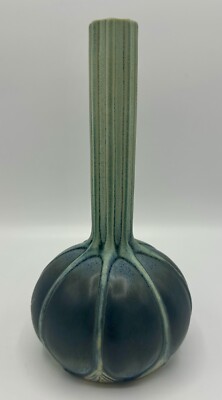 Newman Ceramic Works Pottery Bud Vase Signed Beautiful Garlic Design /j ...