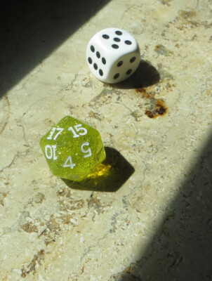 Koplow Glitter yellow d20 - collectible RPG dice | eBay