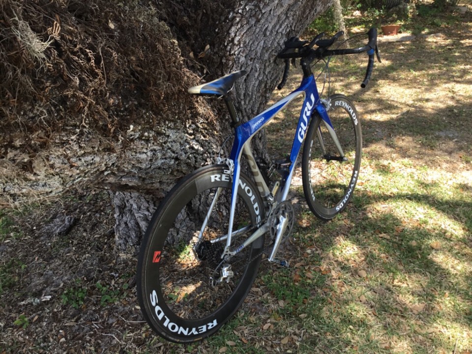 GURU Geneo Carbon Fiber Bike Ultegra Gruppo 20-Speed Reynolds Carbon ...