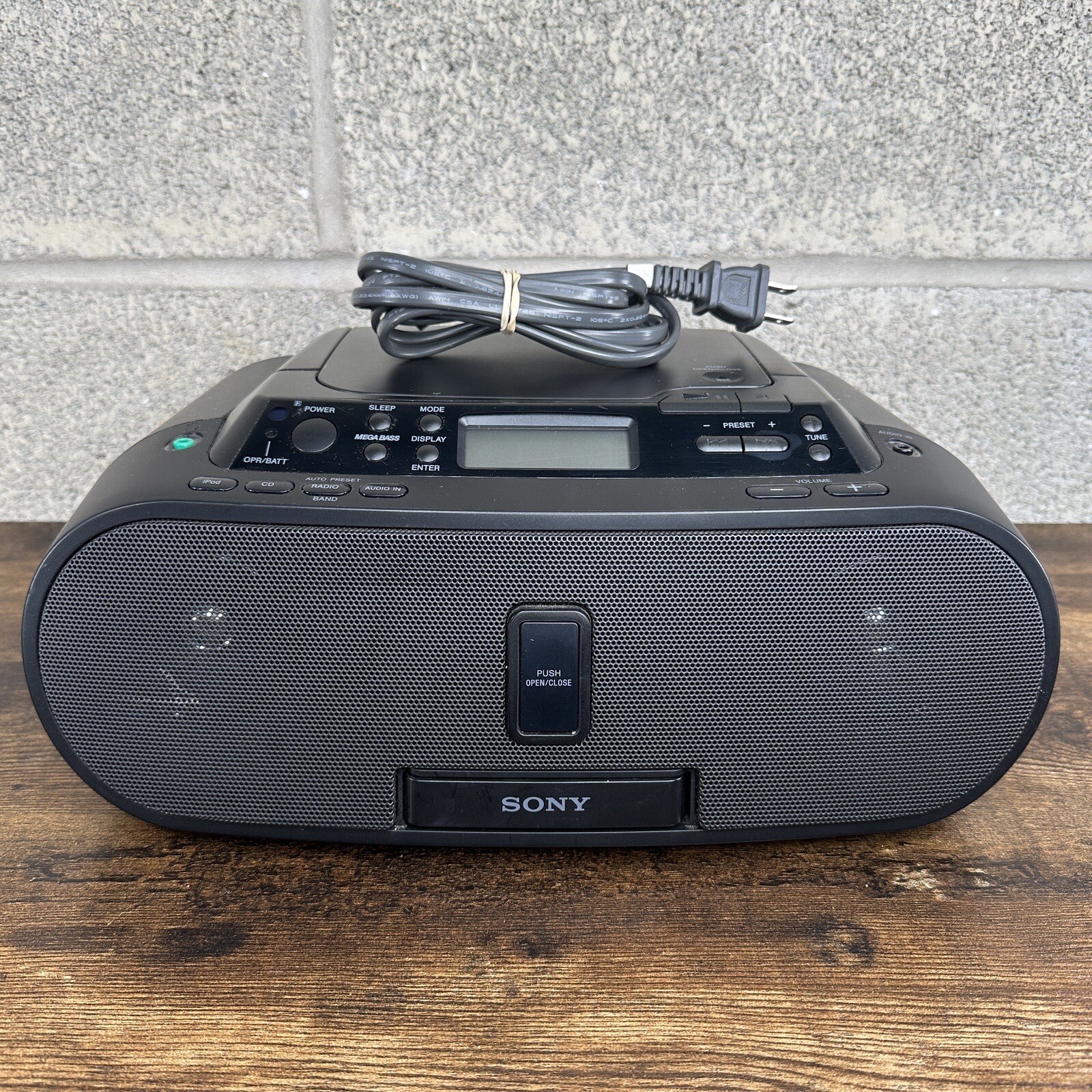 Sony ZS-S2iP CD-Player AM-FM Radio iPod Dock Stereo Boombox CD-R RW ...