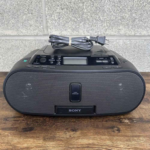 Sony ZS-S2iP CD-Player AM-FM Radio iPod Dock Stereo Boombox CD-R RW ...