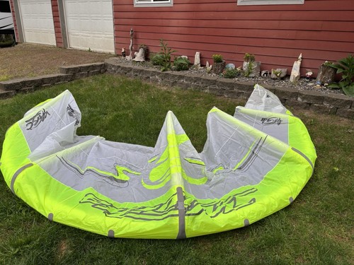 Wipika Kiteboarding Kite. Naish Kite Board, Naish Control Bar. | eBay