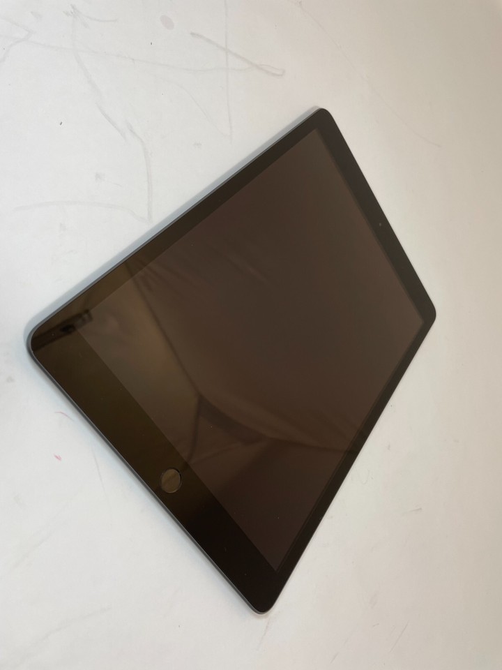 Apple iPad (7th Gen) A2197 10.6" Tablet 32GB Wi-Fi IOS Space Gray | eBay