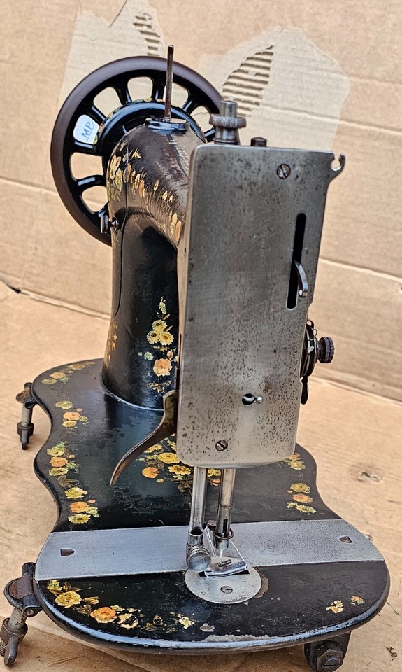 Antique Singer VS2 Fiddle Base Treadle Machine Head with scrolls, small ...