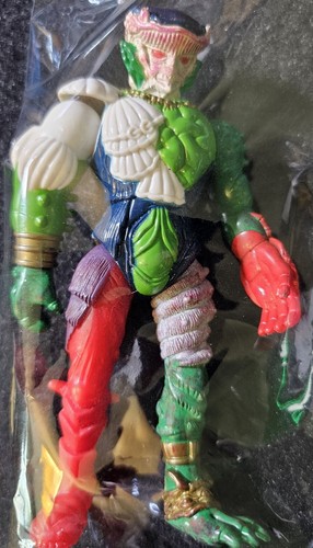 Vintage 1996 Big Bad Beetleborgs Magnavores Typhus Action Figure Bandai ...