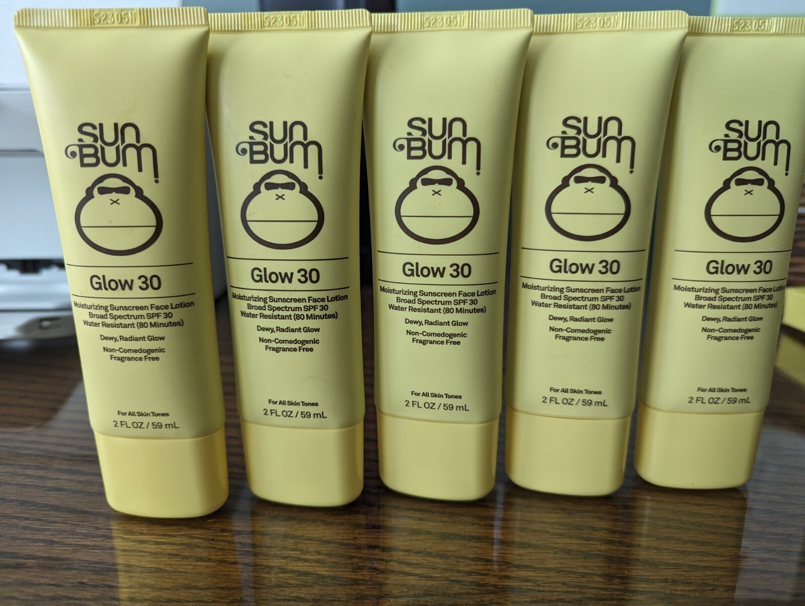 5 Pack, Sun Bum GLOW 30 MOISTURIZING SUNSCREEN Face Lotion, 2 oz. Exp ...